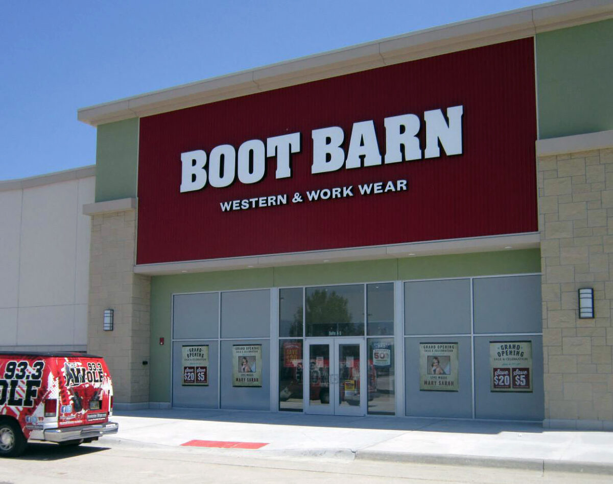 National Retailor Boot Barn Leased 12,407 SF in Mansfield Towne ...
